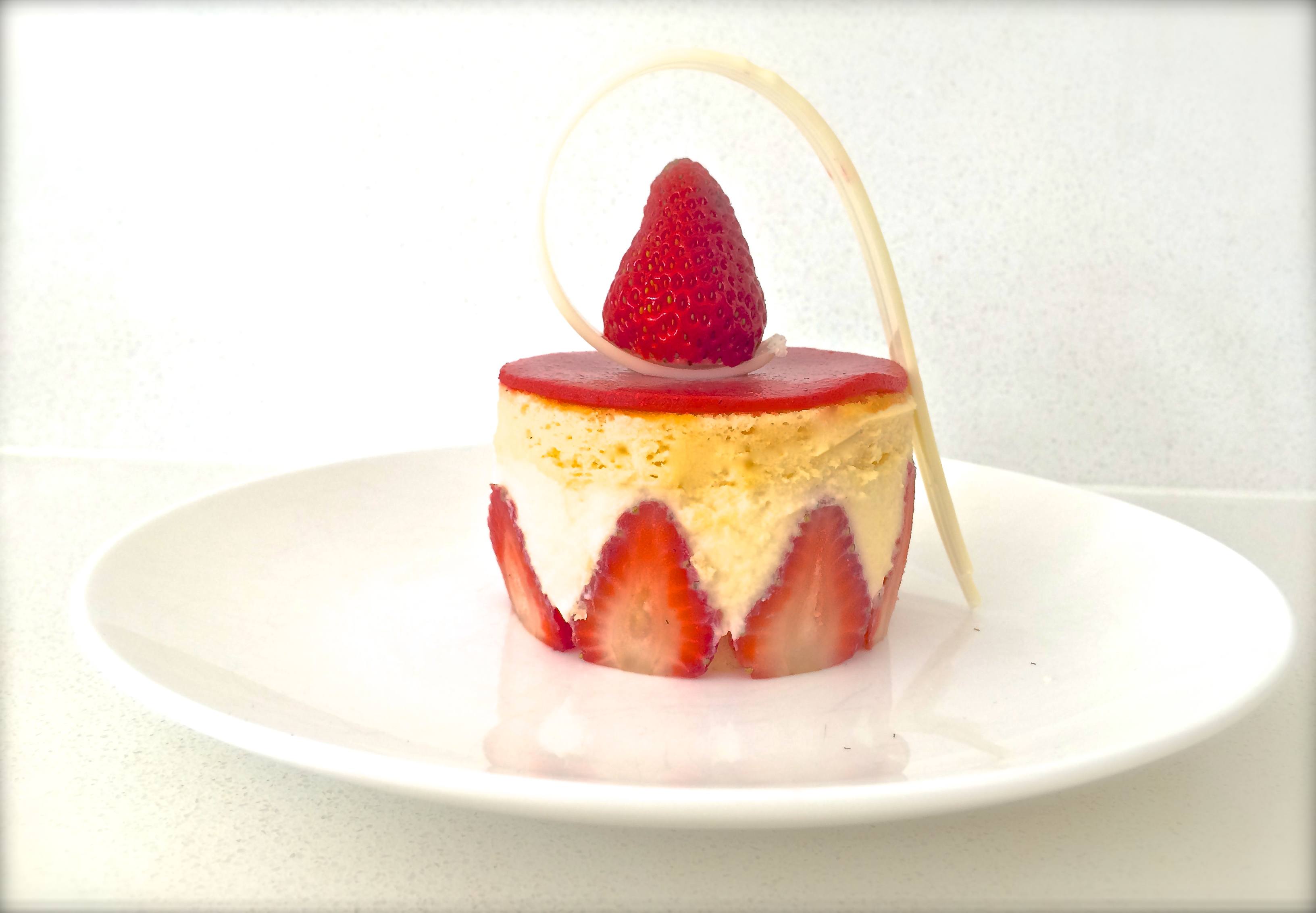 HowToCookThat : Cakes, Dessert & Chocolate | Strawberry Fraisier ...