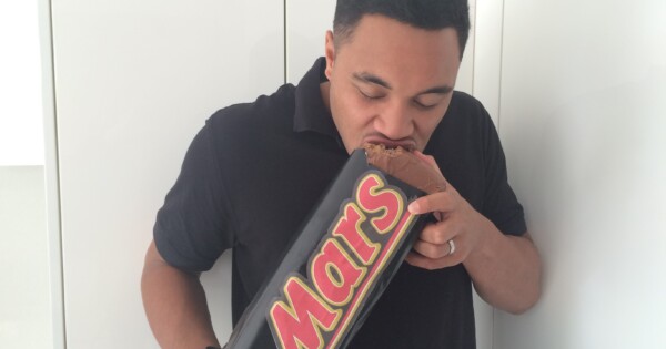 HowToCookThat : Cakes, Dessert & Chocolate | Giant Mars Bar Recipe or ...