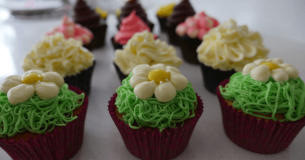 HowToCookThat : Cakes, Dessert & Chocolate | 8 Piping Hacks You Should ...