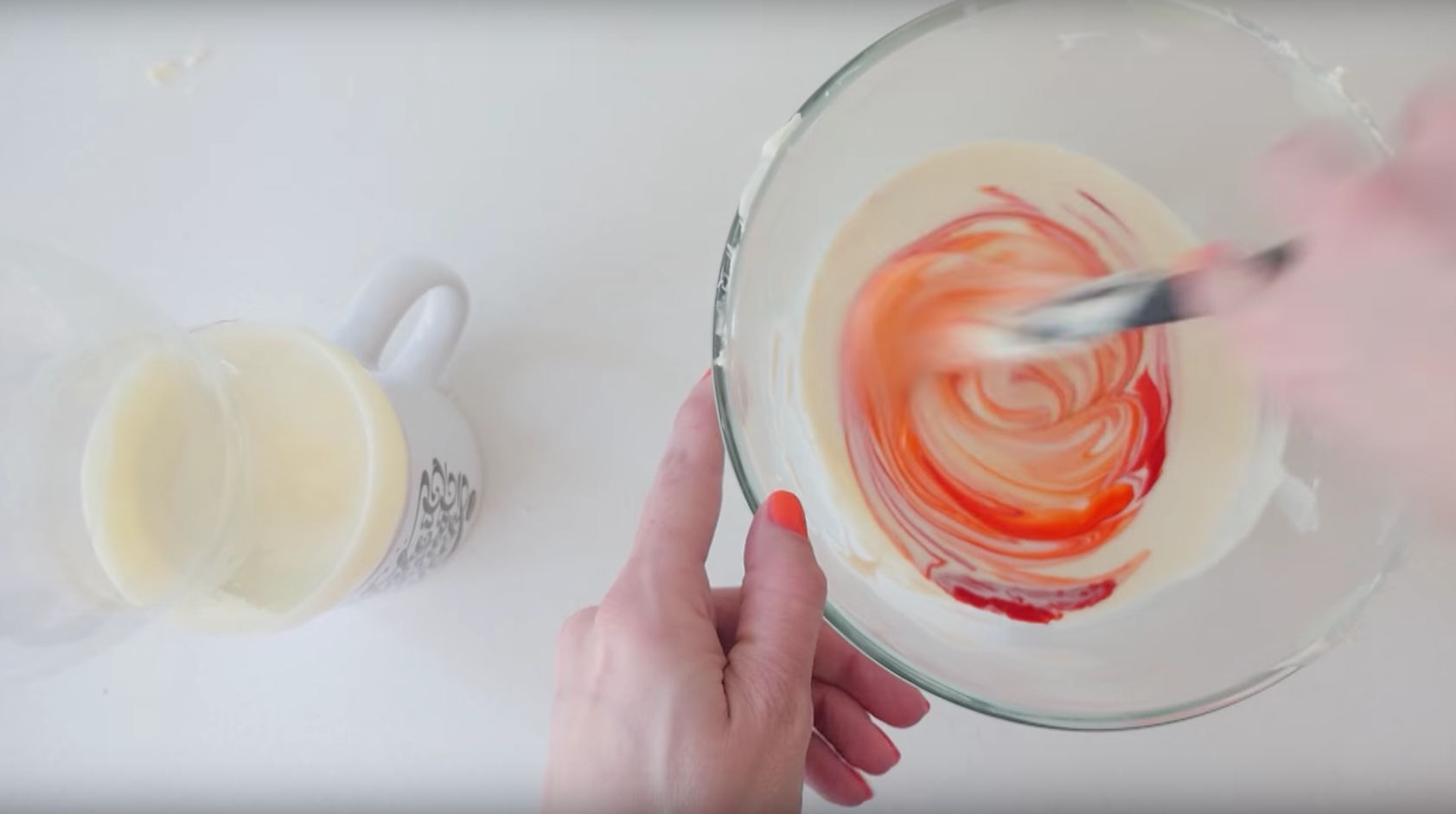 HowToCookThat : Cakes, Dessert & Chocolate | Fanta Bottle Cake ...